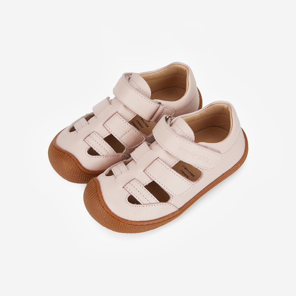 Finding the Perfect Fit: A Guide to Wide Foot Shoes for Kids